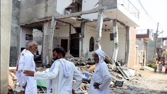 Seven injured in gas cylinder blast in Rohtak | Hindustan Times