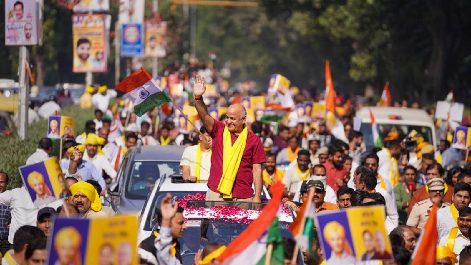 CBI quizzes Sisodia over excise policy amid AAP protests | Latest News ...