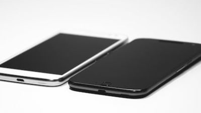 Best Motorola 128 GB internal memory mobile phones that are a must buy ...