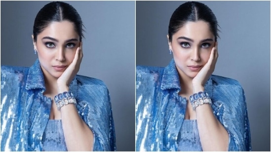 Sharvari Wagh is the ‘go-glitter’ girl in this stunning ensemble. Pics ...