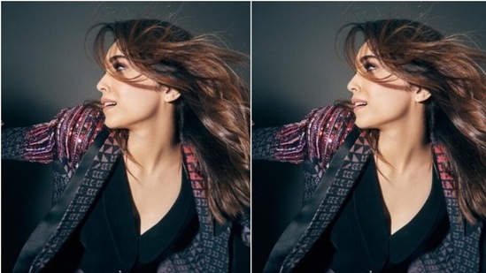 Sharvari Wagh is the ‘go-glitter’ girl in this stunning ensemble. Pics ...