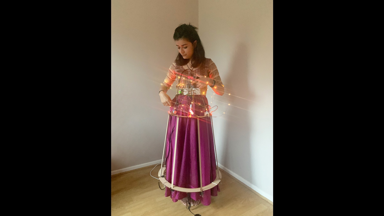 What to wear on Mars? Designer experiments on space-durable textiles ...