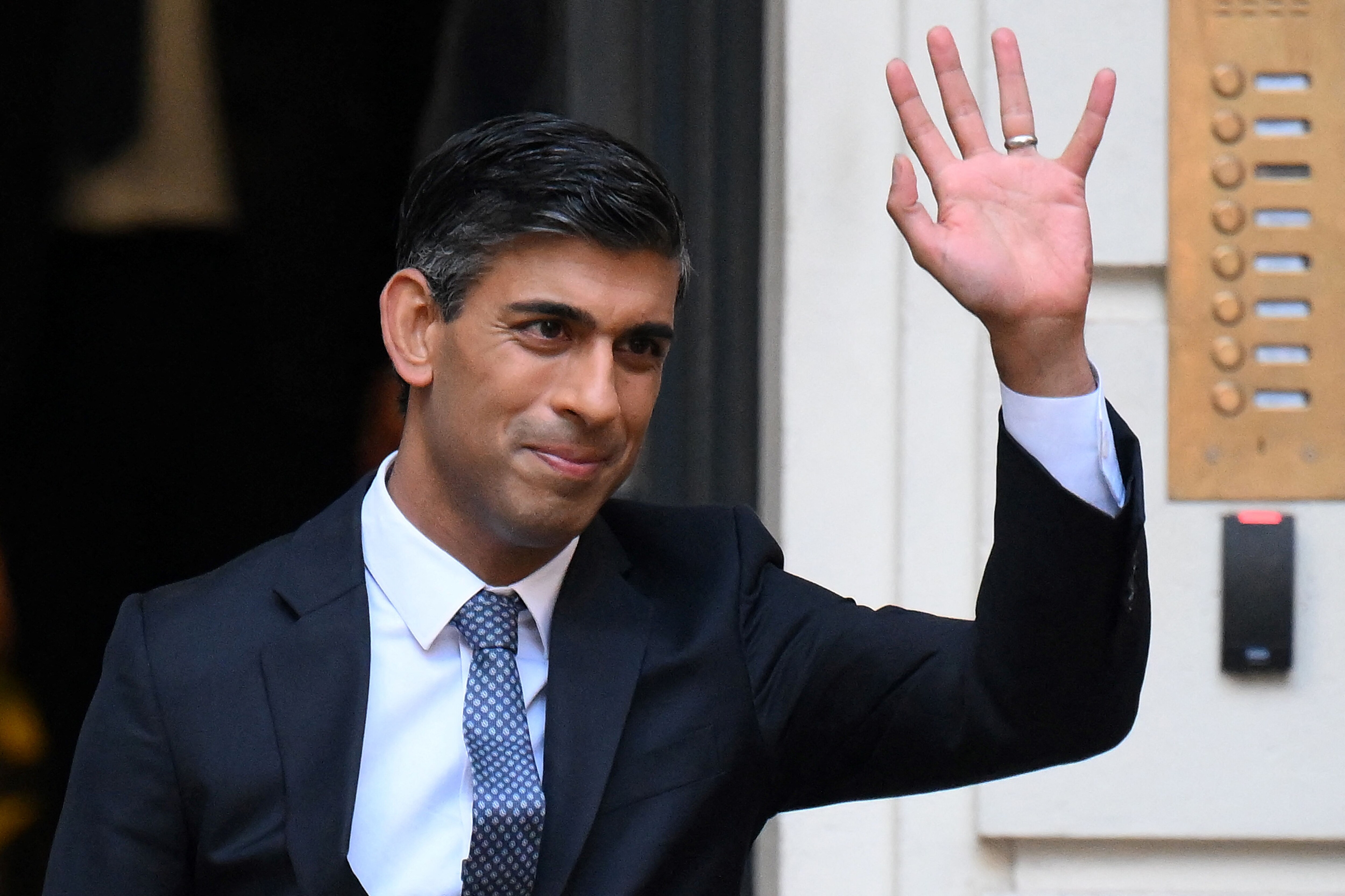 ‘Utmost priority’: In first address, new UK PM Rishi Sunak vows ...