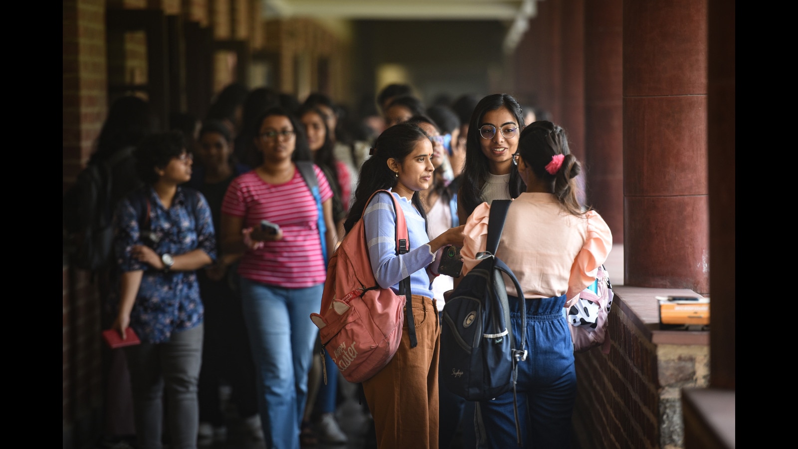 No more uncertainties: New DU batch begins college life | Latest News Delhi