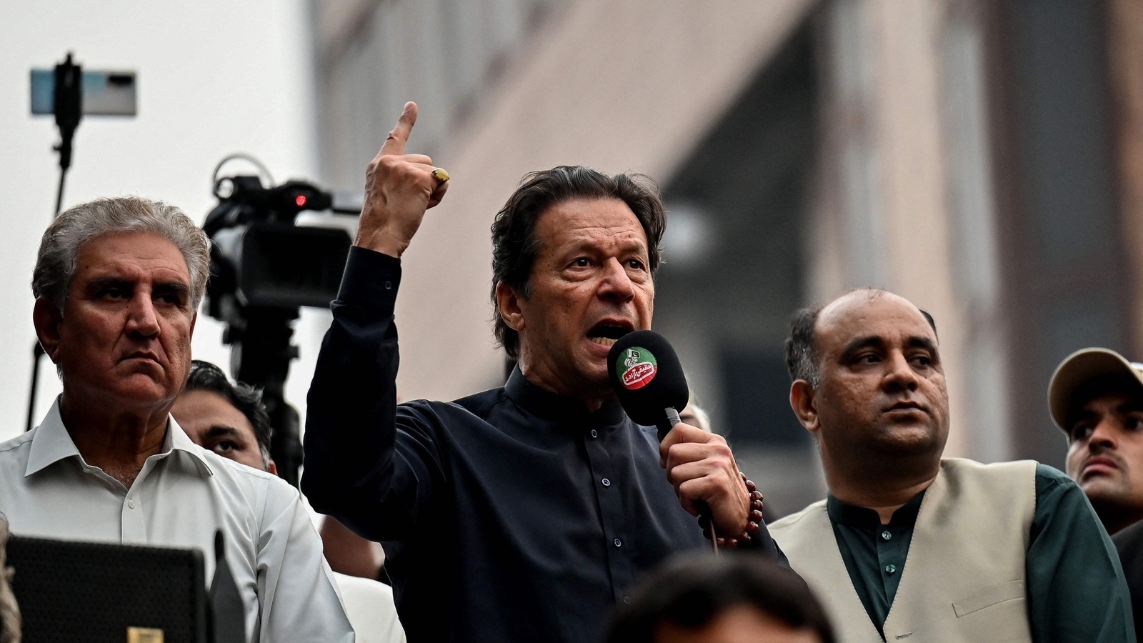 Ex-Pak PM Imran Khan injured after gunshots fired in rally| Photos ...