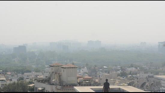 Night temperature drops in Pune, air quality to remain ‘moderate ...