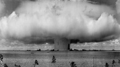 World ‘sleepwalking into nuclear war’: What Doomsday Clock reveals ...