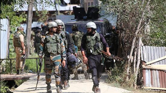 Soldier killed in Kashmir: 5 LeT terrorists named in charge sheet ...