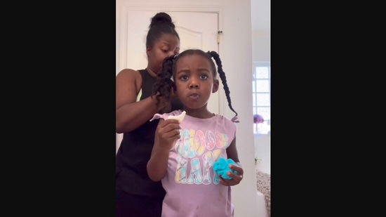Kid’s super specific instructions to mom doing her hair will leave you ...