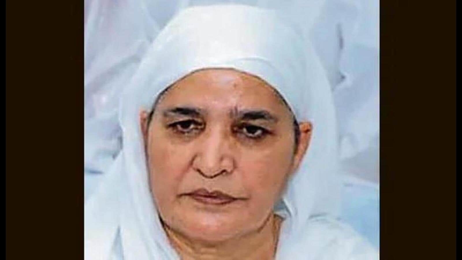 2 SGPC members extend support to Bibi | Hindustan Times