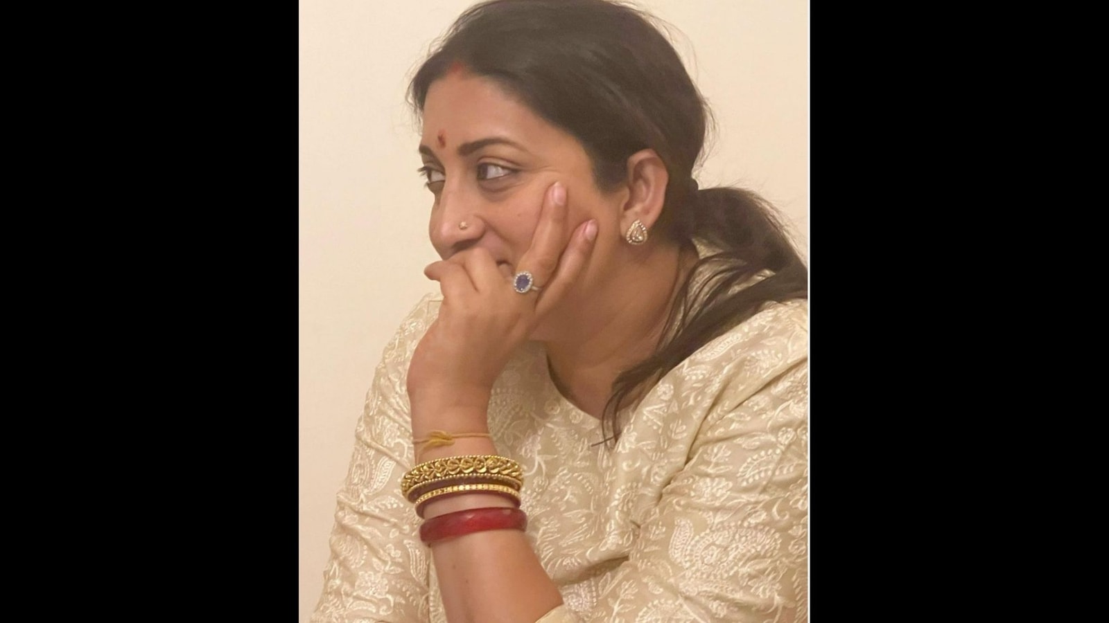 Smriti Irani shares throwback pic with relatable caption on post-Diwali ...