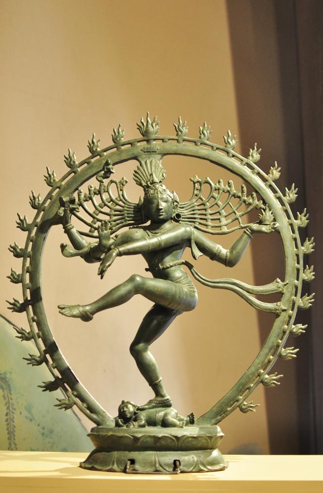 Excerpt: Rajaraja Chola: King of Kings by Kamini Dandapani | Hindustan ...
