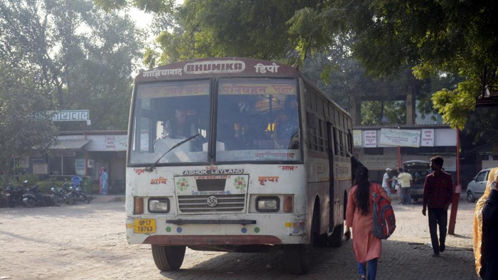 Facing pollution flak, UPSRTC to rope in CNG, BS-VI buses in Gzb ...