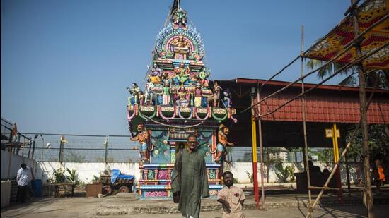 Jaywalking with Jerry Pinto: Little wonder, tall dreams | Mumbai news