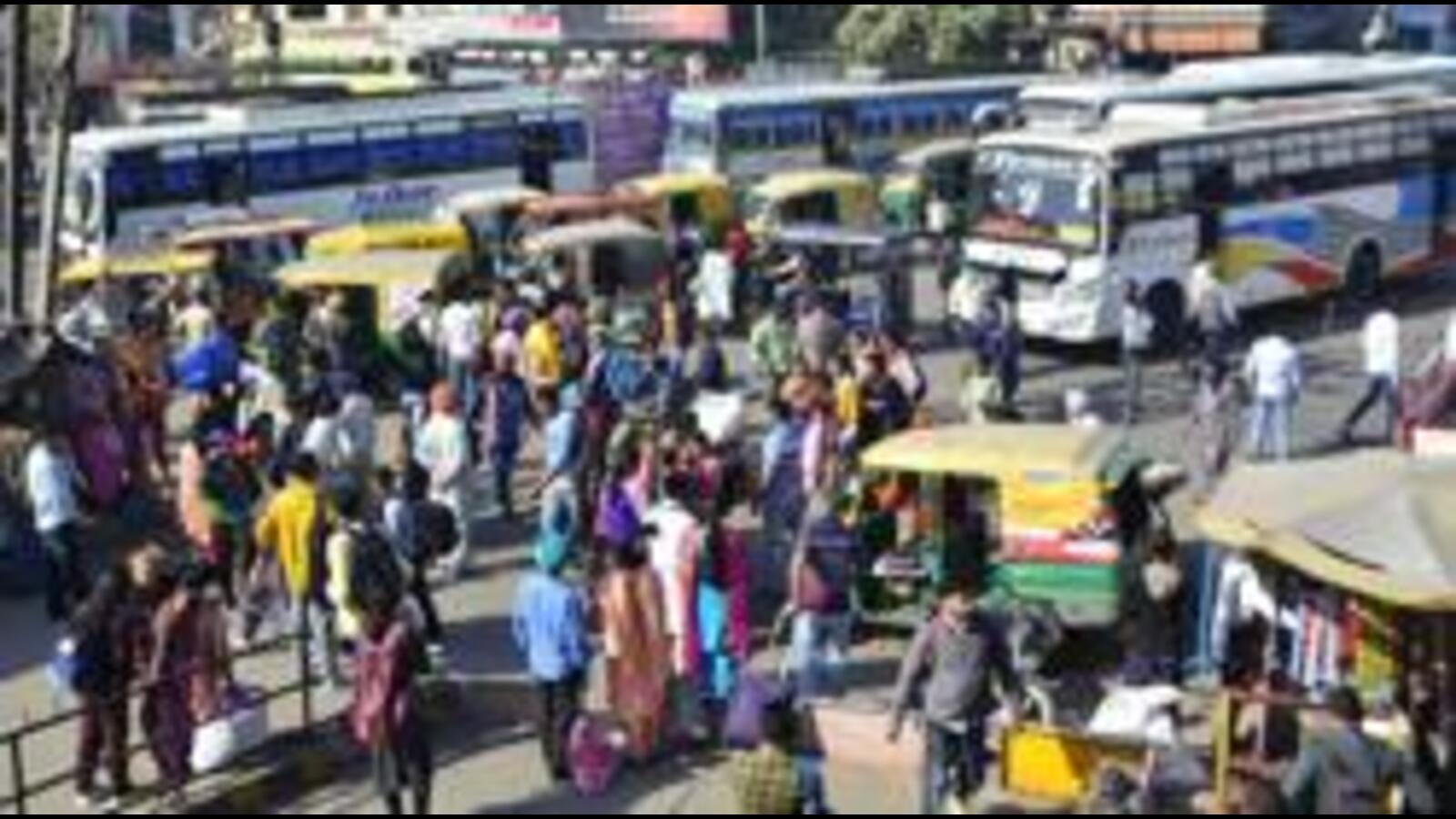 PRTC, Punbus contractual staffers end strike | Hindustan Times