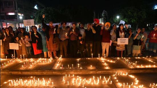 Chandigarh college teachers, non-teaching staff mark protest with ...