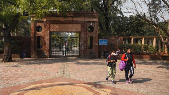 DU academic council okays CUET for PG admissions | Latest News Delhi