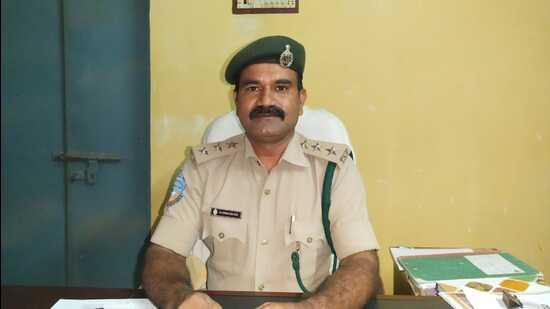 Forest officer killed for stopping tribals from felling trees, say ...