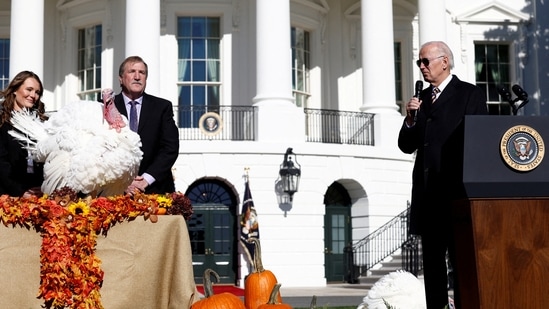 Video: Joe Biden pardons turkeys for Thanksgiving but jabs Republicans ...