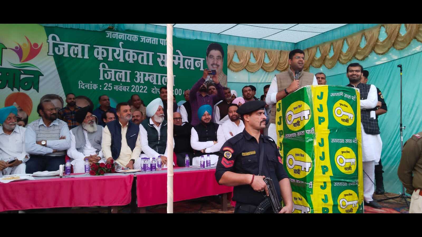 Congress is breaking from within: Dushyant - Hindustan Times