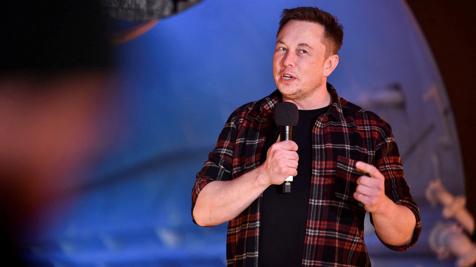 Elon Musk tweets 'Greetings, I’m Musket, Elon Musket' with a pic of his ...