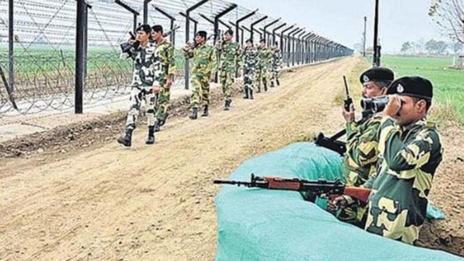 Punjab: Pak hands over BSF man who accidentally crossed IB | Latest ...