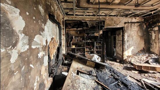 Level 1 fire breaks out in Malad residential complex, 1 injured ...