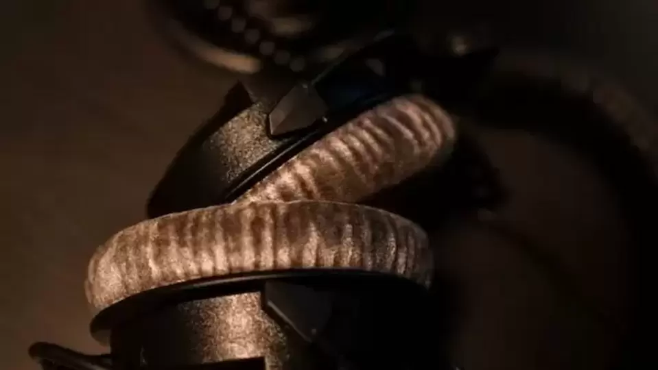 Best Boult headphones | HT Shop Now