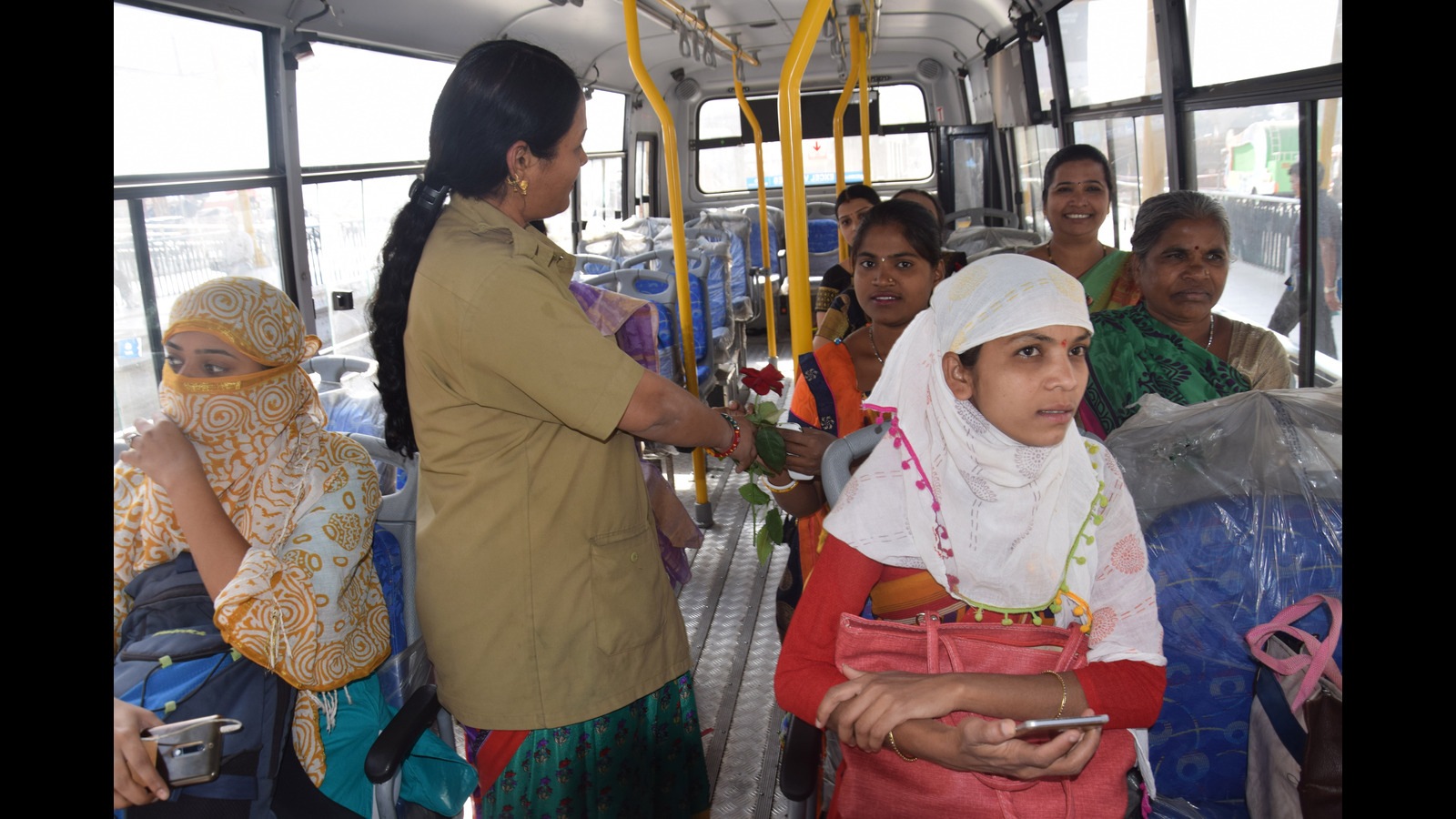 PMPML Starts Special Bus Service For Students On Eight Routes