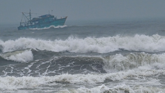 Cyclone Mandous brings heavy rainfall before hitting Tamil Nadu coast | Pics | Hindustan Times