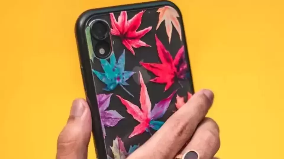 Best mobile skin stickers at great prices | HT Shop Now