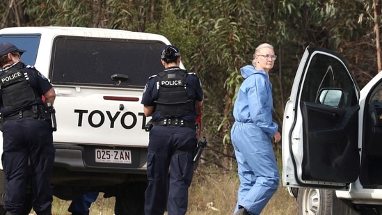 Australia mourns 2 police officers, civilian killed in gunfight in ...