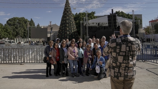 Bethlehem welcomes Christmas tourists after 2 years | Hindustan Times