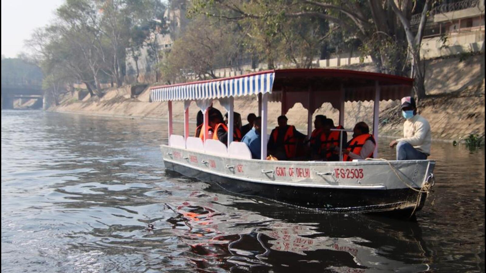 Cleanup of Najafgarh Drain completed between Timarpur, Bharat Nagar: LG ...