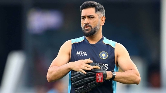 MS Dhoni backed Shaka Harry opens first outlet in Bengaluru airport ...