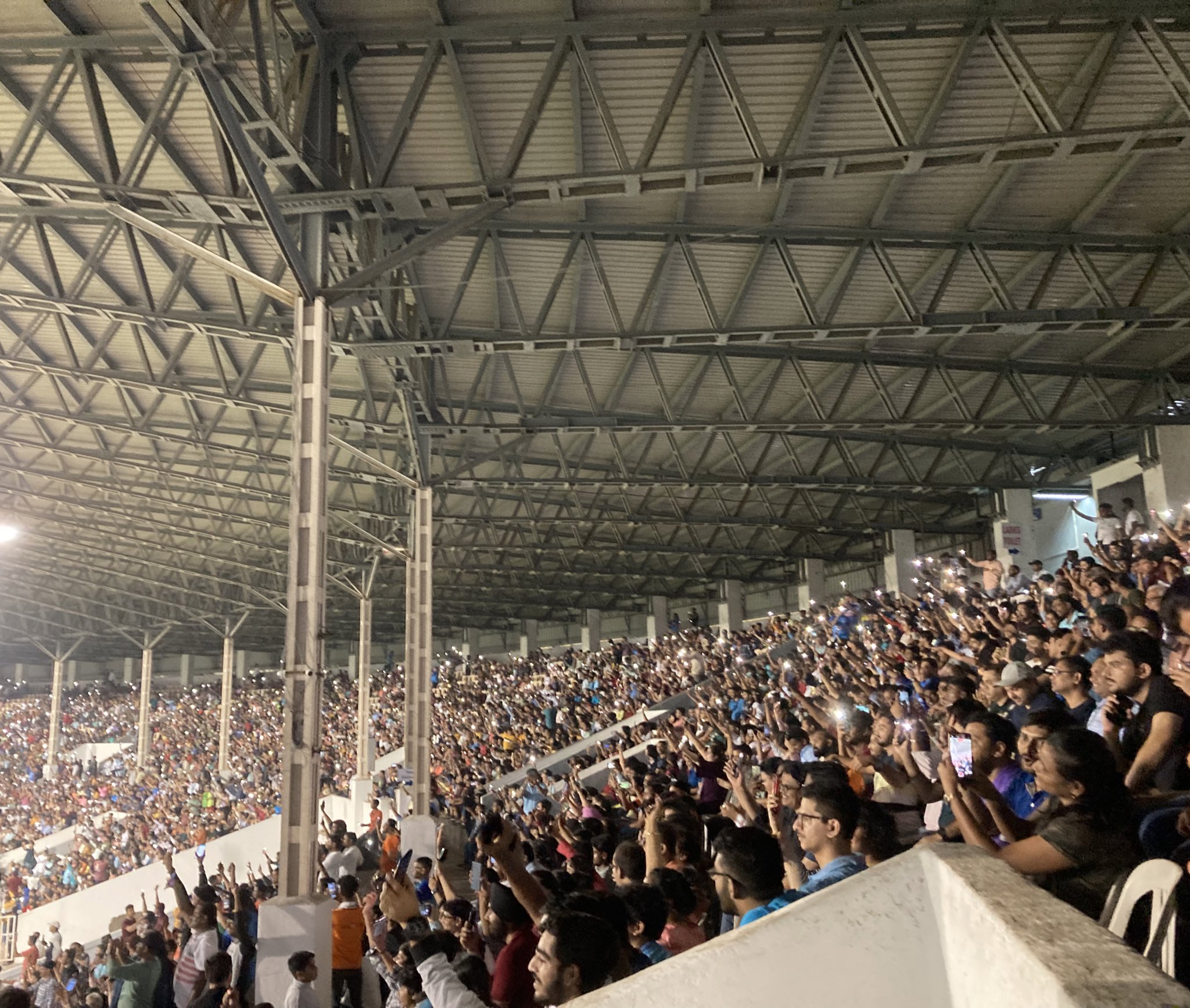 Full house: Why women's cricket is bringing in the crowds | Cricket