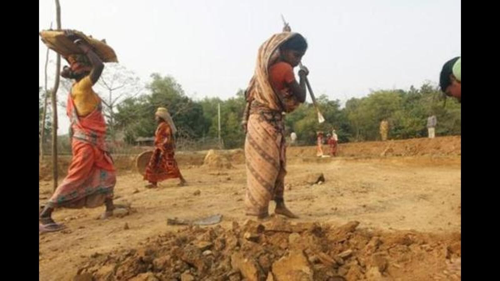 West Bengal recovers ₹52.3 lakh misappropriated NREGS fund | Latest ...