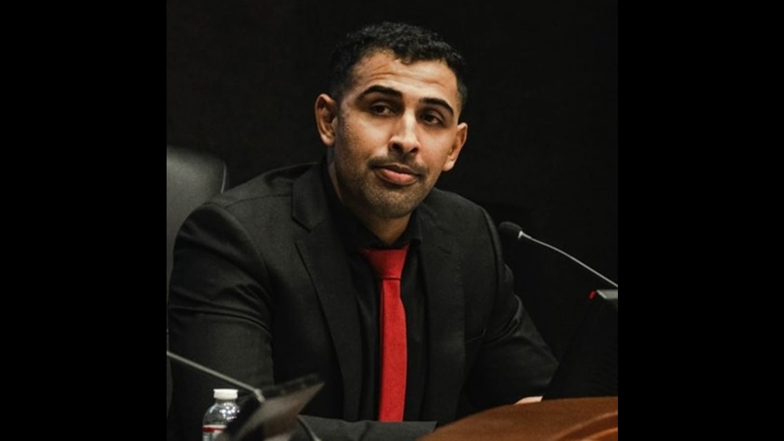 Mikey Hothi becomes first Sikh city mayor in California | Hindustan Times