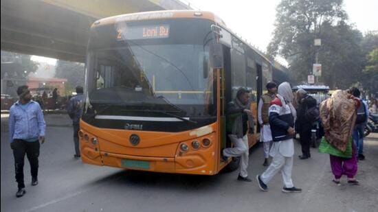 Ghaziabad to add more electric, CNG and BS-VI buses next year ...