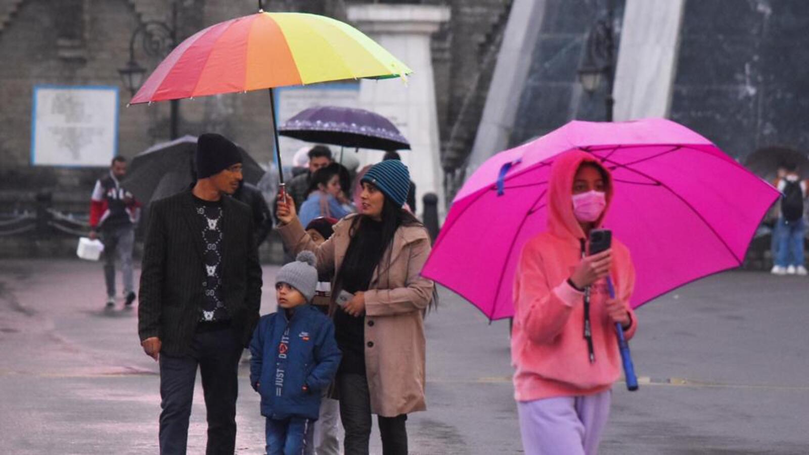 Ludhiana Mercury Dips With Light Drizzle AQI very Poor Hindustan ludhiana-mercury-dips-with-light-drizzle-aqi-very-poor-hindustan