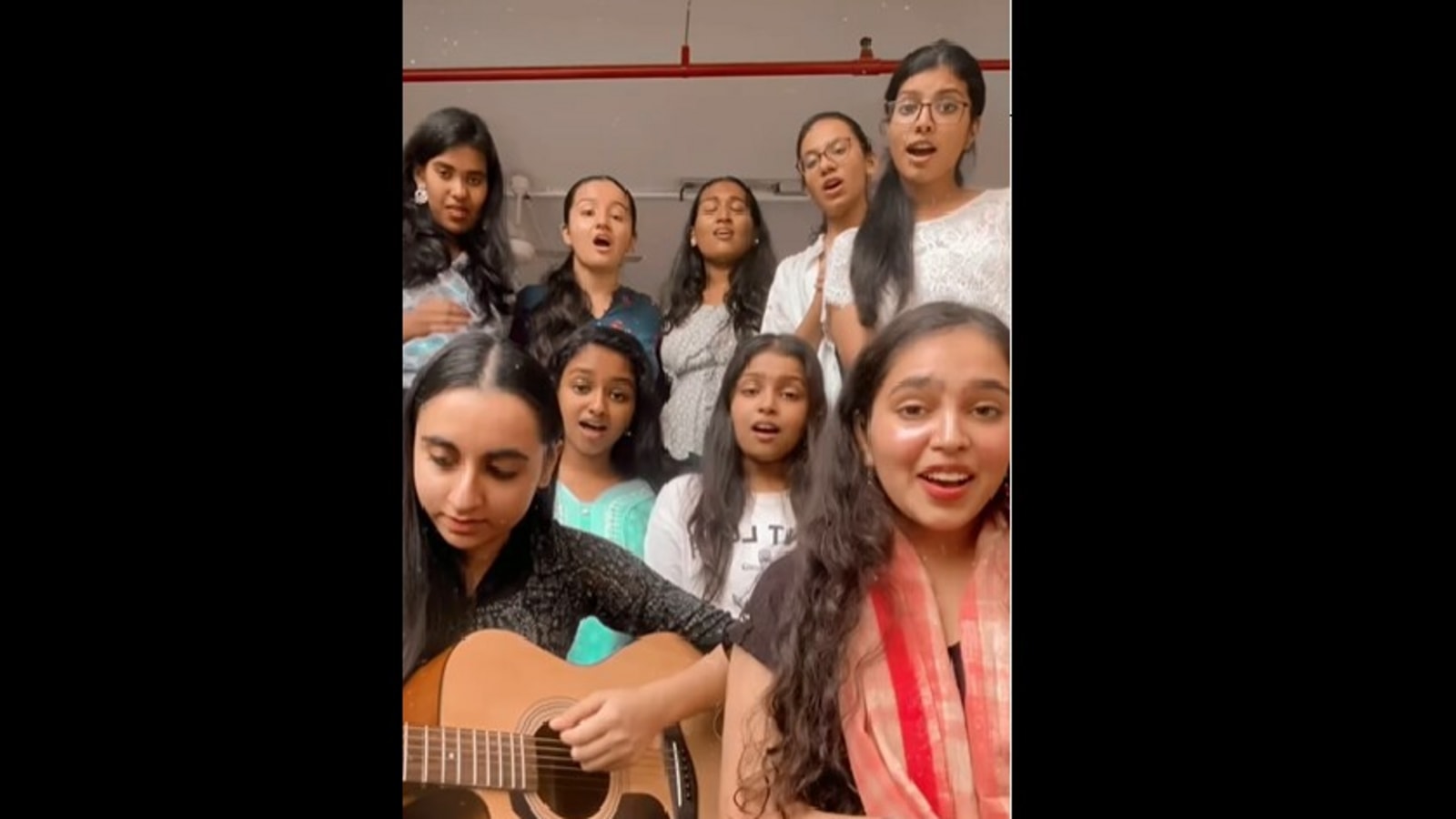 Women singing a mashup of Meri Jaan and Aao Hazoor is simply soulful ...