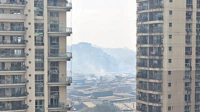 Illegal units create pollution hell for Chandivali residents | Mumbai news