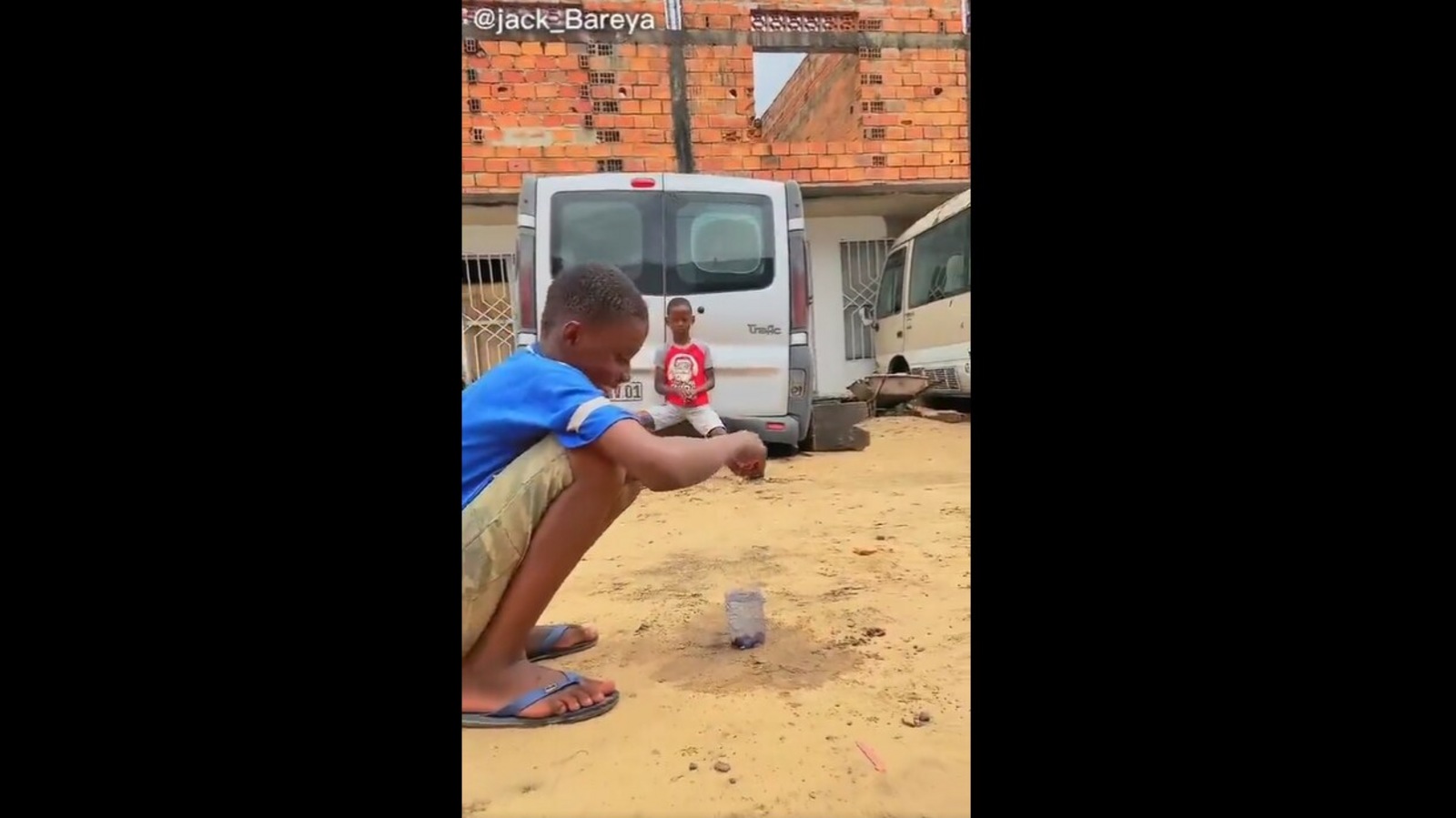 Viral video shows how social media can be misleading, netizens agree ...