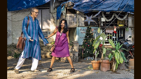 Walking the old quarters with Bandra girl, visiting from France ...