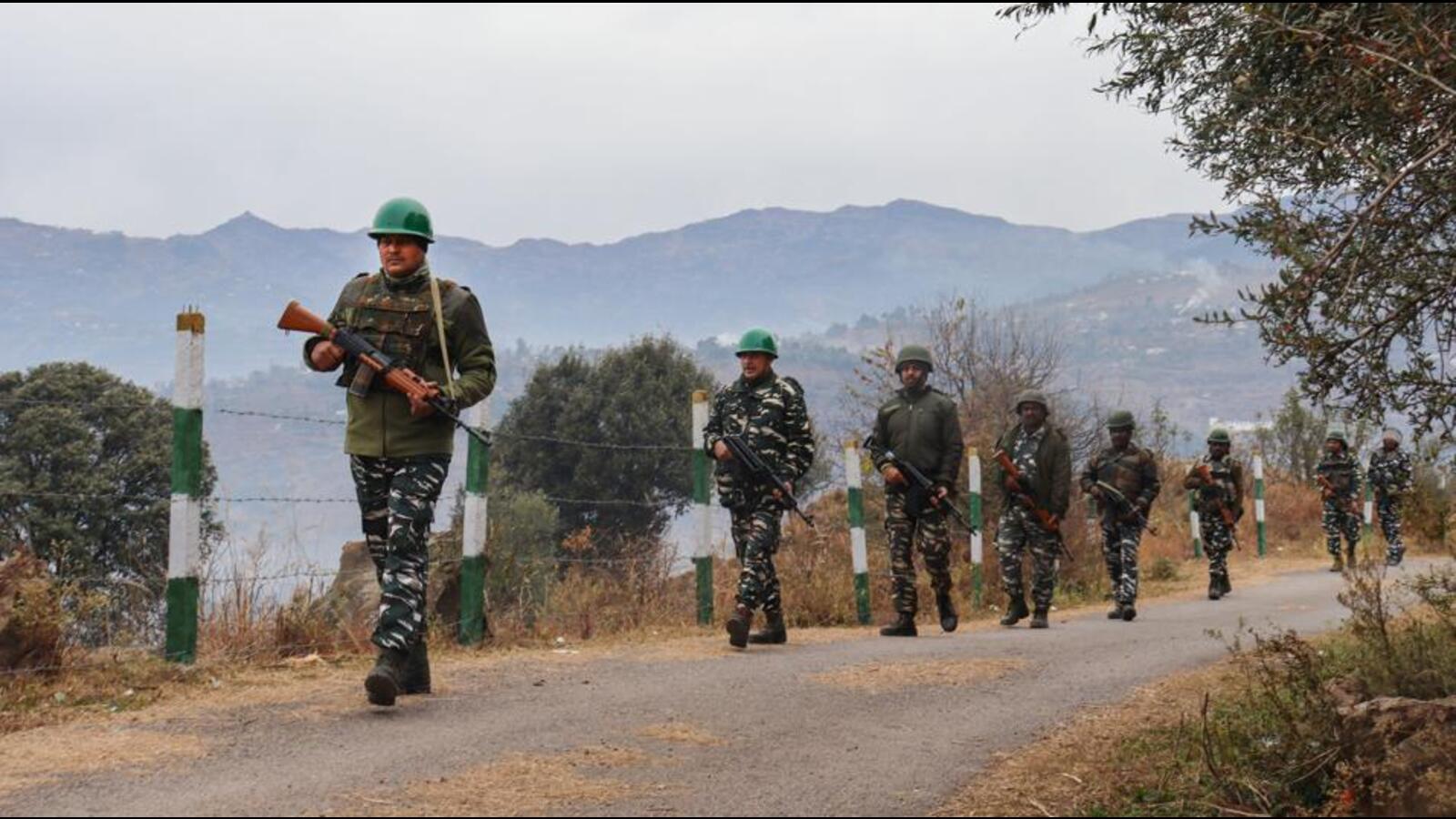 Two infiltrators shot dead along LoC in Poonch: Army - Hindustan Times