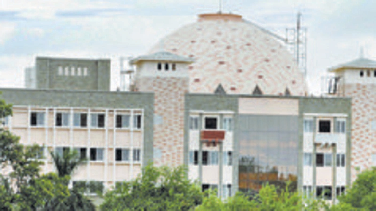 Congress flays PMC tender process | Hindustan Times