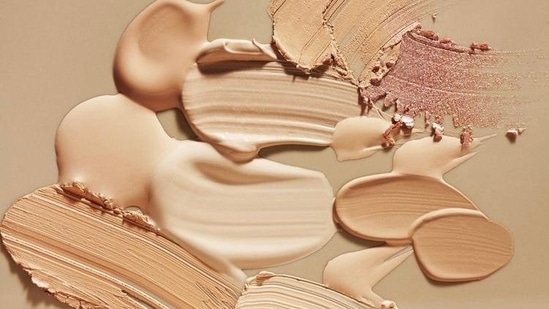 Minimal makeup: How to achieve a natural, effortless look | Hindustan Times