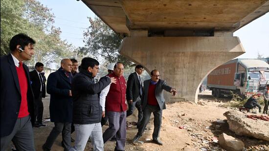 Wait over 2.5-acre plot pushesback delayed Barapullah Phase-3 | Latest ...