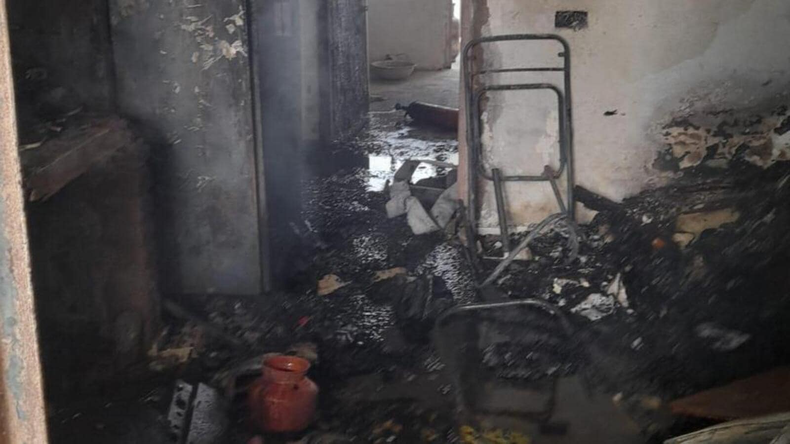 Man burned to death in rented Gurugram EWS flat; cause of fire unknown ...