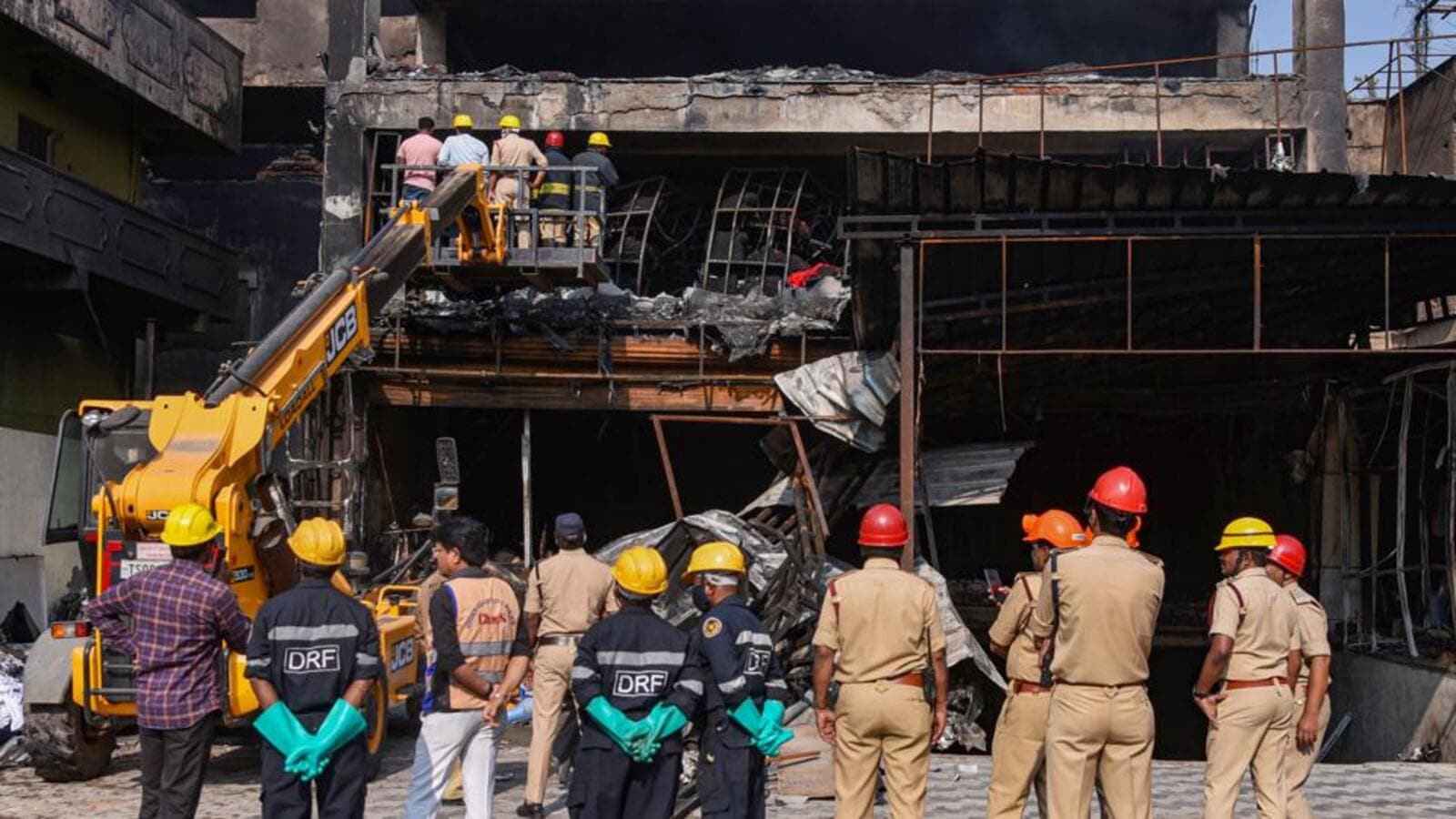 3 workers missing in fire that gutted Secunderabad building | Latest ...